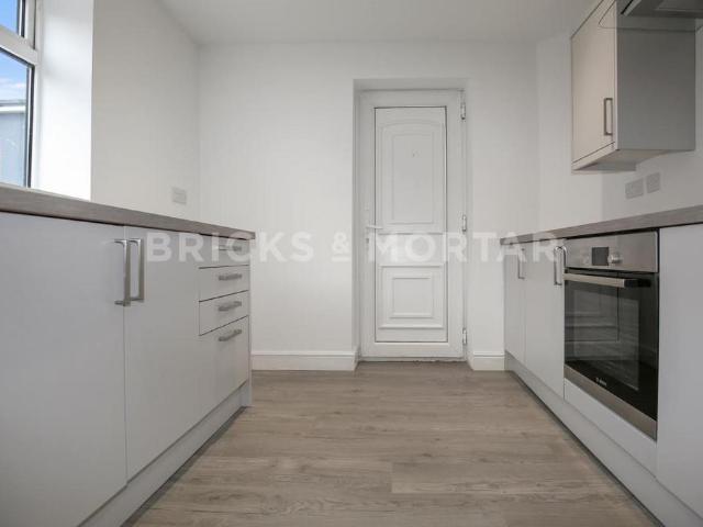 1 bedroom house share to rent