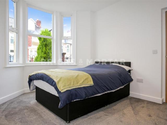 1 bedroom house share to rent