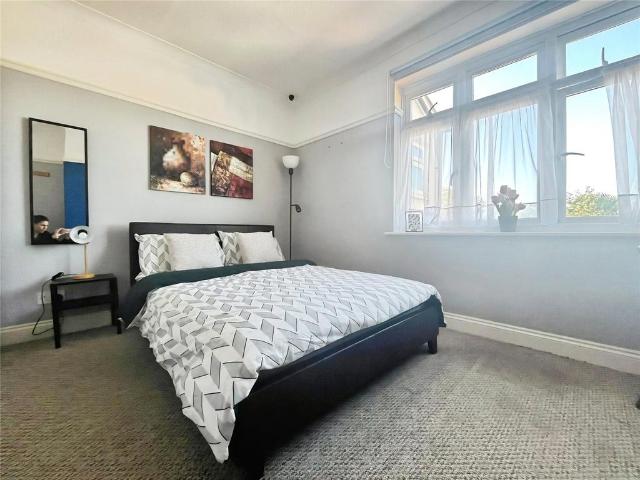1 bedroom house share to rent