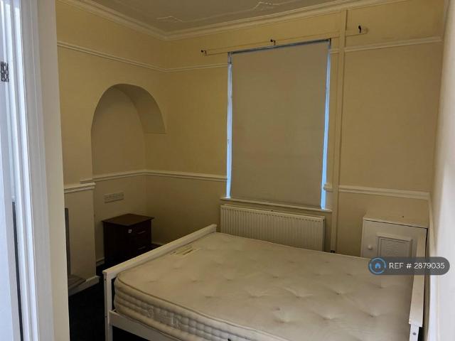 1 bedroom house share to rent
