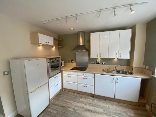1 bedroom house share to rent