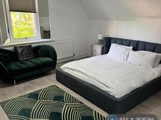 1 bedroom house share to rent