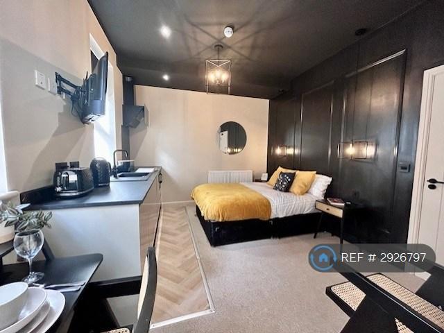 1 bedroom house share to rent
