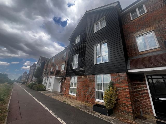 1 bedroom house share to rent