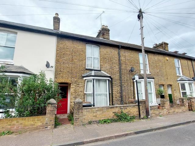 1 bedroom house share to rent