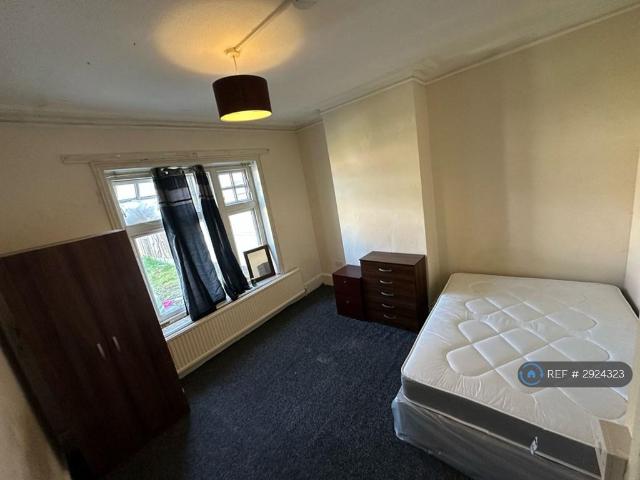 1 bedroom house share to rent
