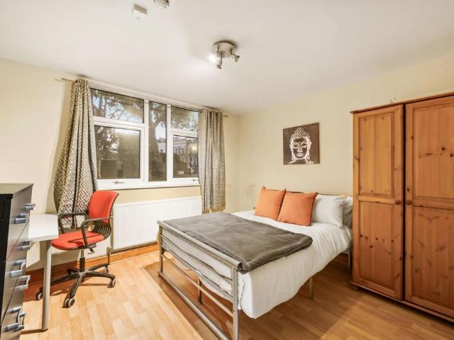 1 bedroom house share to rent