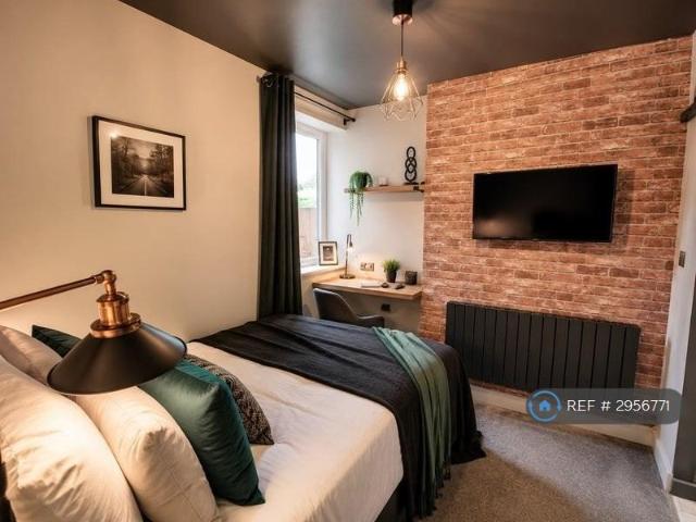 1 bedroom house share to rent