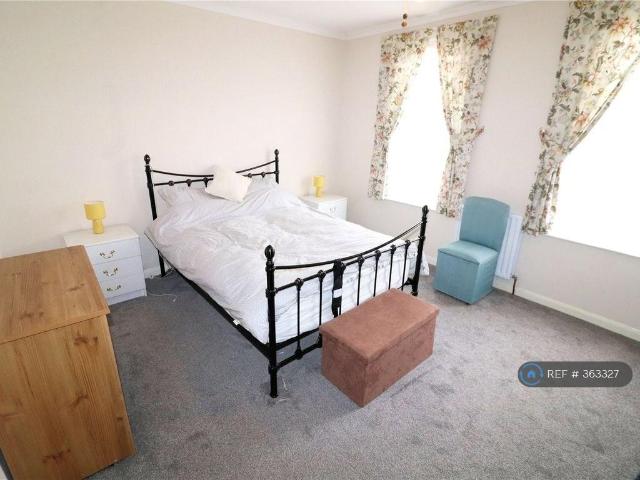 1 bedroom house share to rent