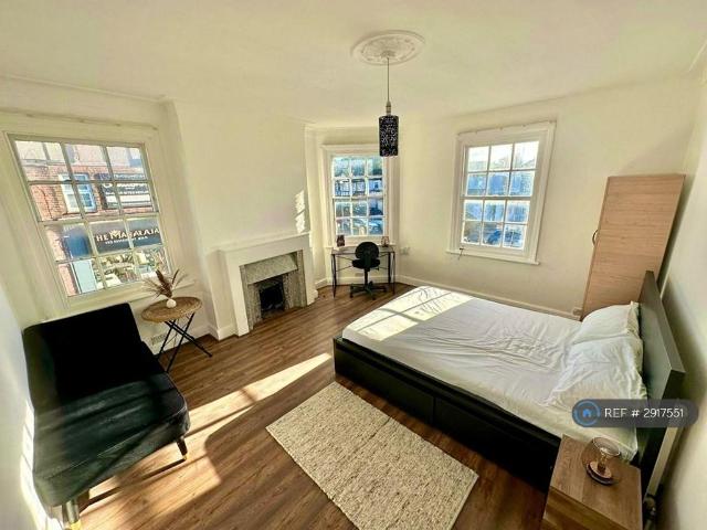 1 bedroom house share to rent