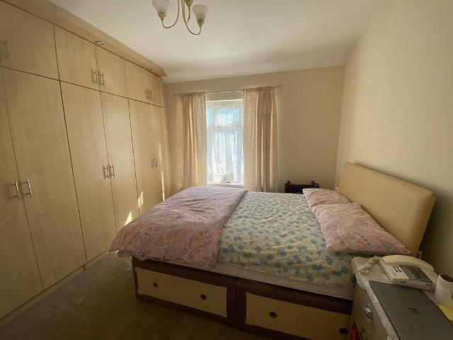 1 bedroom house share to rent