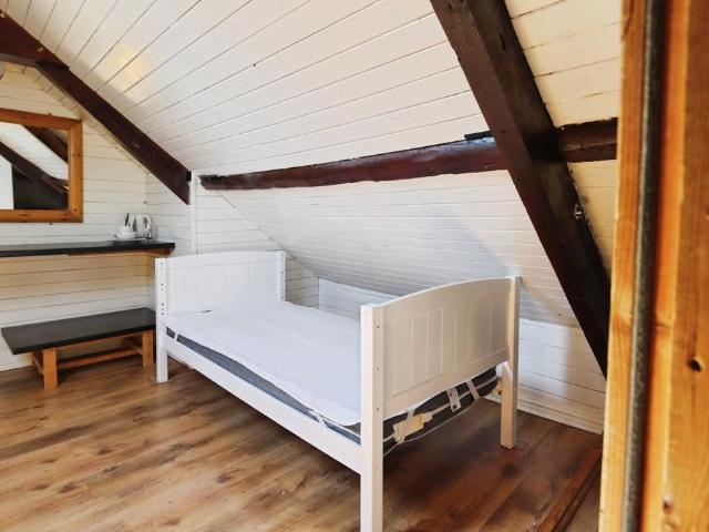 1 bedroom house share to rent