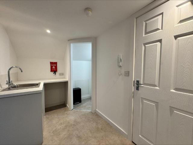 1 bedroom house share to rent