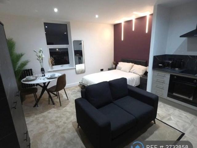1 bedroom house share to rent