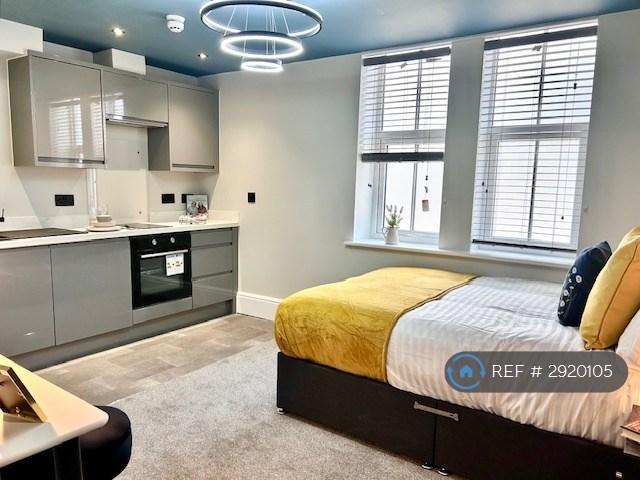 1 bedroom house share to rent