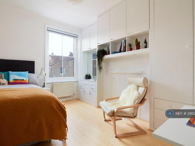 1 bedroom house share to rent