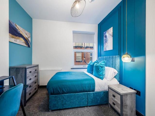 1 bedroom house share to rent