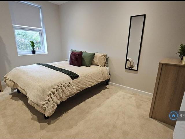 1 bedroom house share to rent