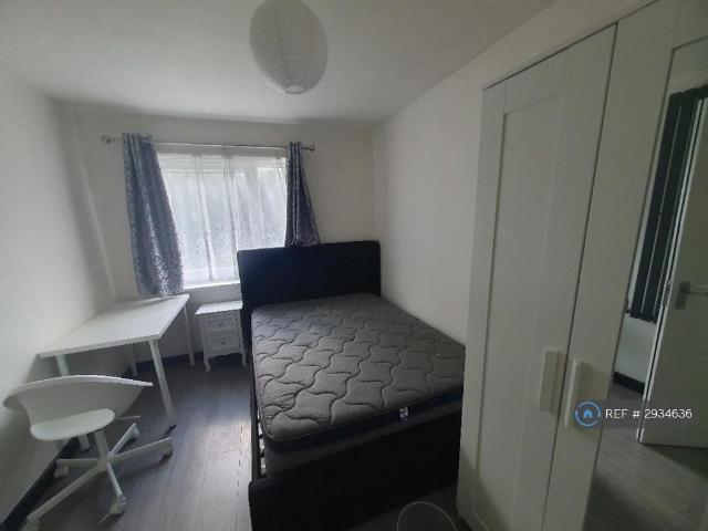 1 bedroom house share to rent