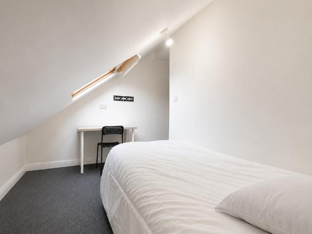 1 bedroom house share to rent