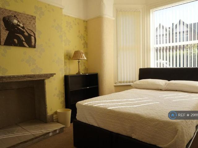 1 bedroom house share to rent