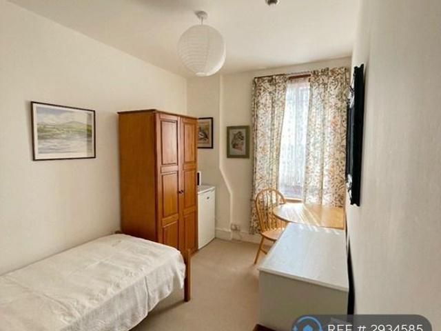 1 bedroom house share to rent