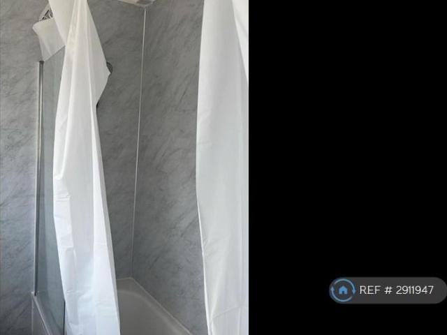 1 bedroom house share to rent