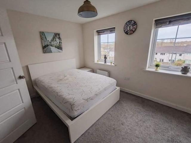 1 bedroom house share to rent