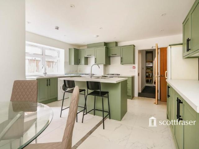 1 bedroom house share to rent