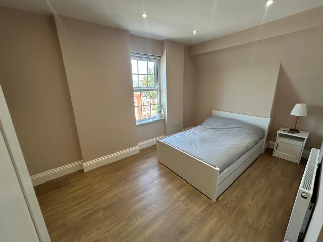 1 bedroom house share to rent