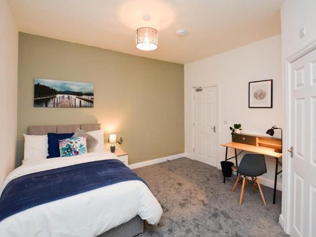 1 bedroom house share to rent