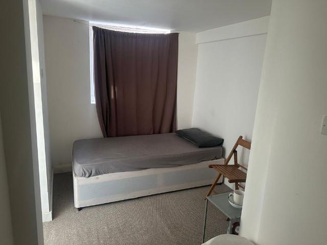 1 bedroom house share to rent