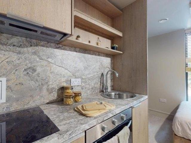 1 bedroom house share to rent