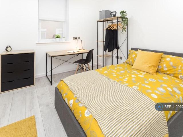 1 bedroom house share to rent