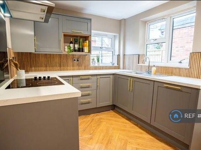 1 bedroom house share to rent