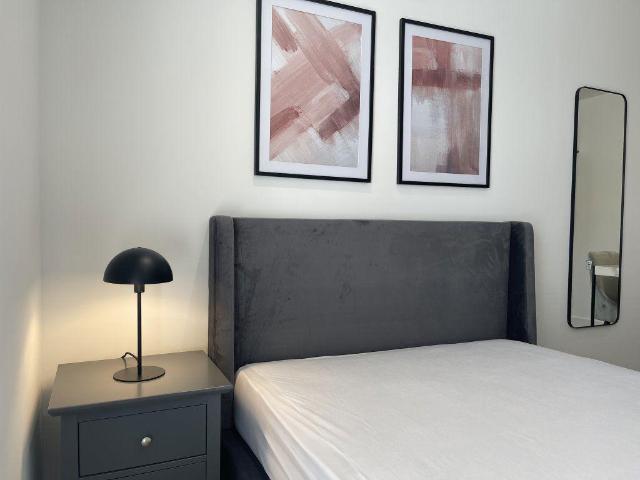 1 bedroom house share to rent