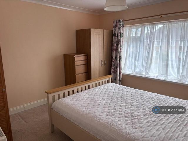 1 bedroom house share to rent