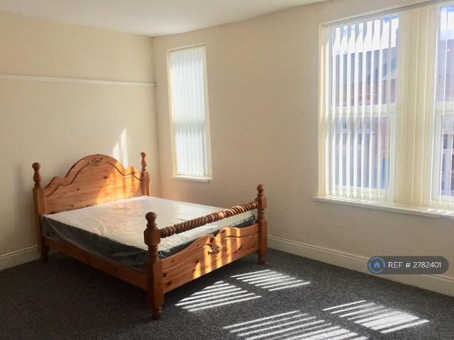 1 bedroom house share to rent