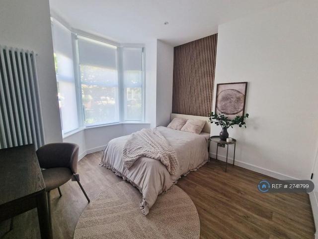 1 bedroom house share to rent