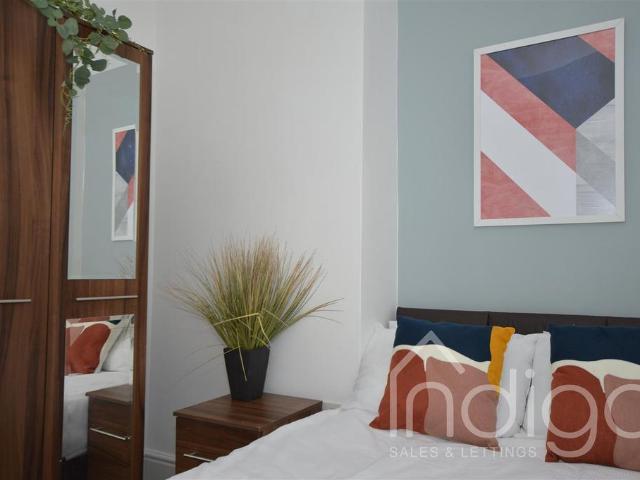 1 bedroom house share to rent