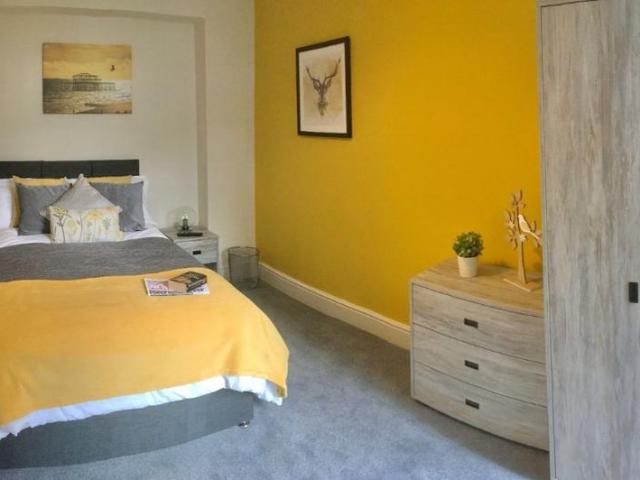 1 bedroom house share to rent