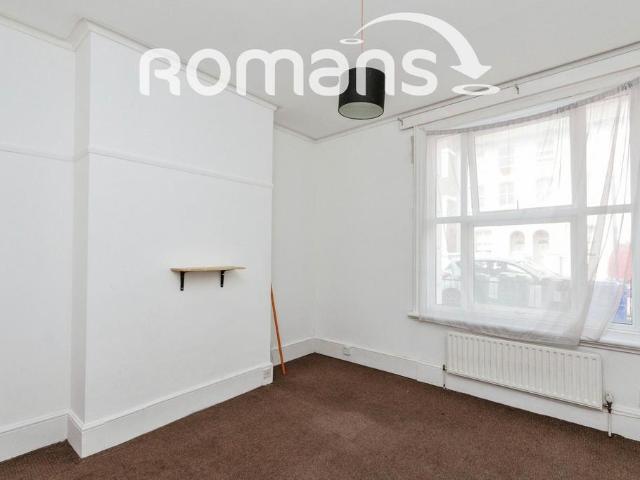 1 bedroom house share to rent