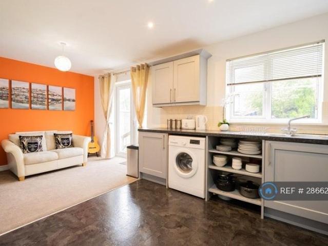 1 bedroom house share to rent
