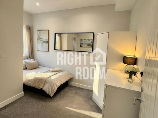 1 bedroom house share to rent