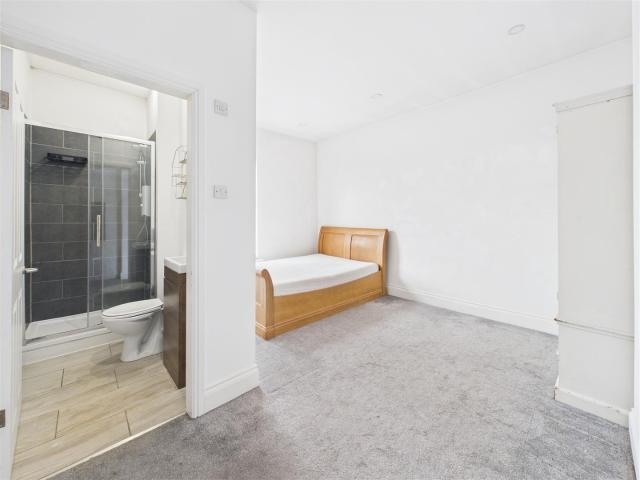 1 bedroom House share to rent