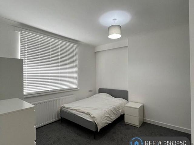 1 bedroom house share to rent