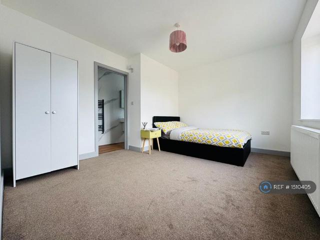 1 bedroom house share to rent