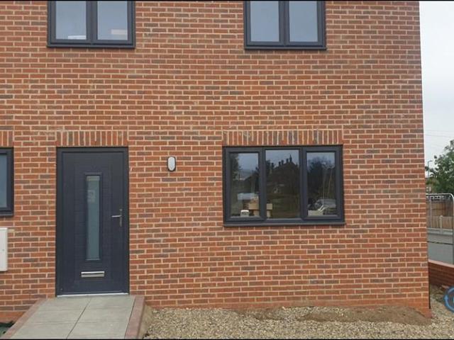 1 bedroom house share to rent