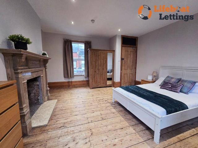 1 bedroom house share to rent