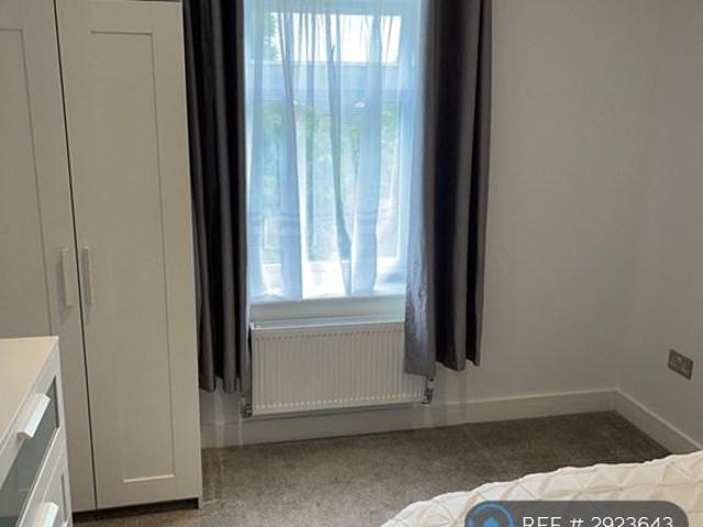 1 bedroom house share to rent